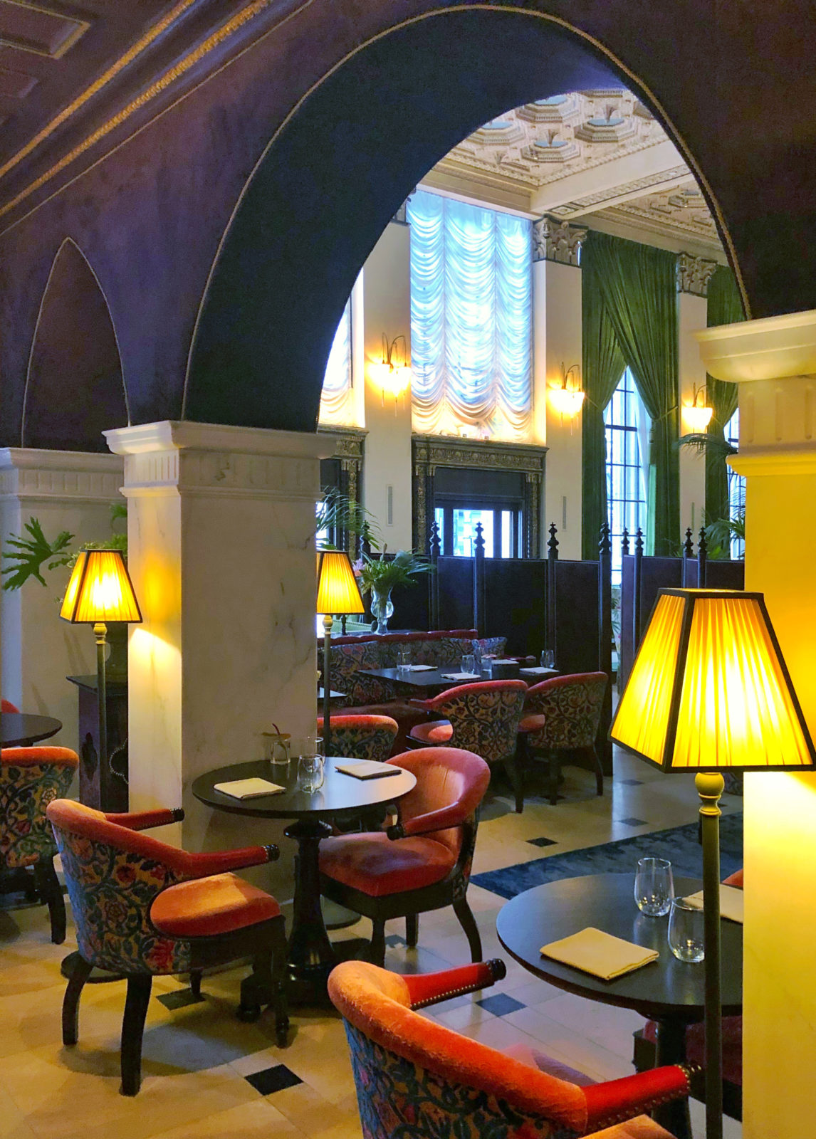 A Scene to be Seen - the New Traditional Interior Design Style - Roam ...