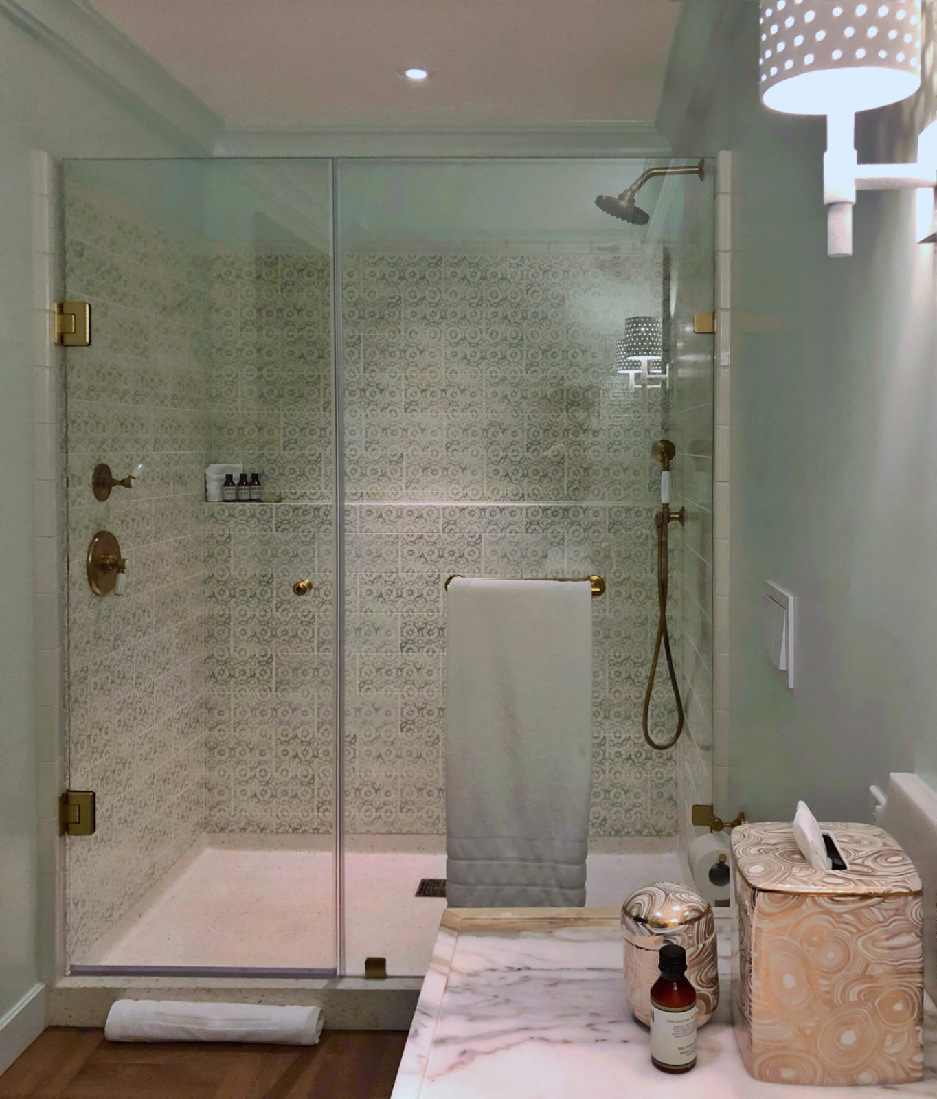 A Scene to be Seen - the New Traditional Interior Design Style - Roam ...